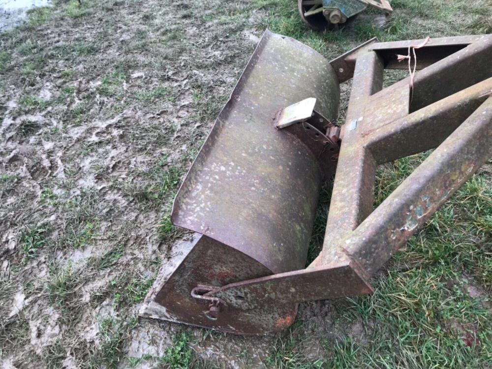 Tractor rear loader - three point link £475 - Cogmans Farm Machinery